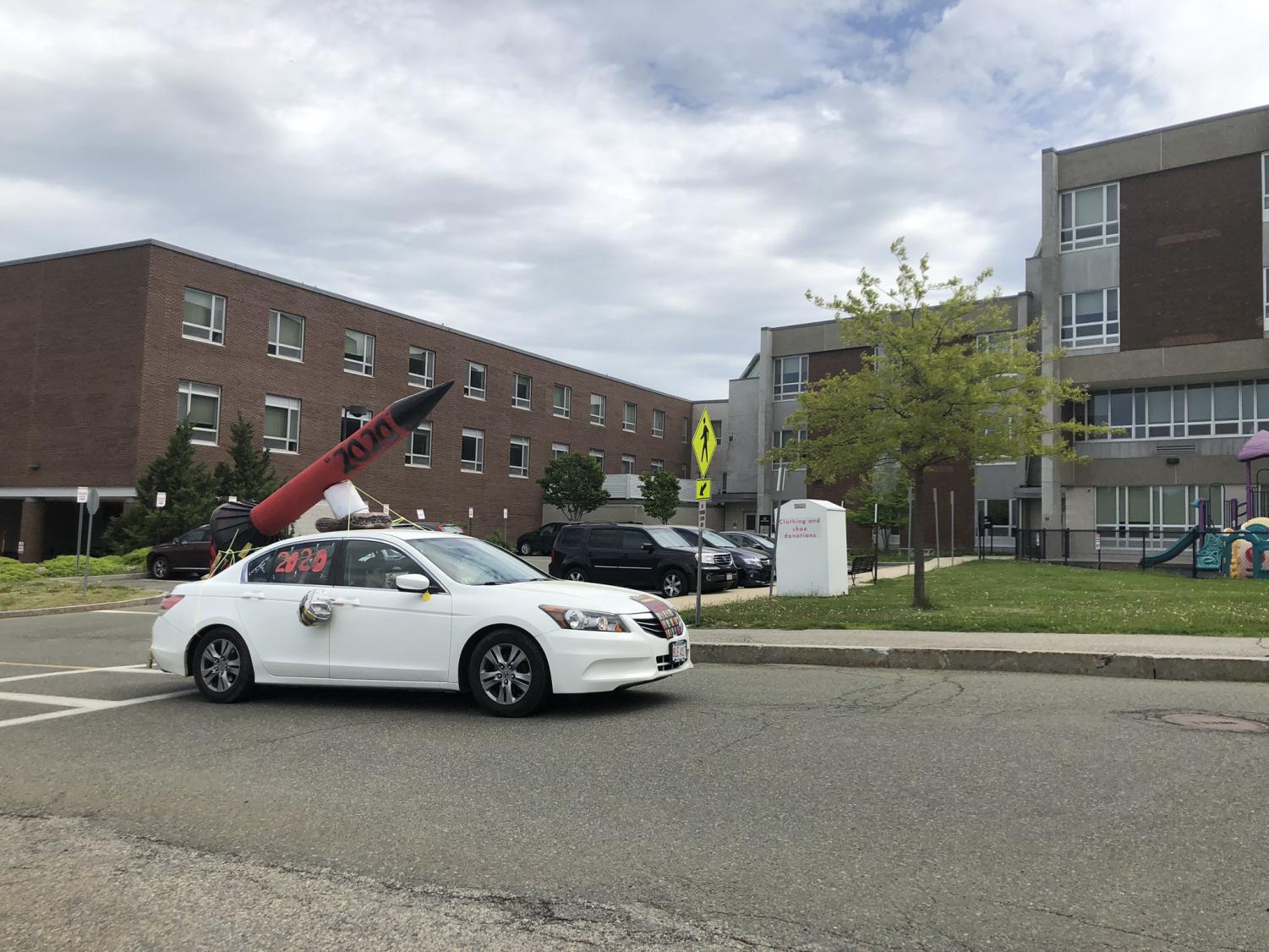Commentary: A Senior Reflects on The Class of 2020 Parade – The Orbit